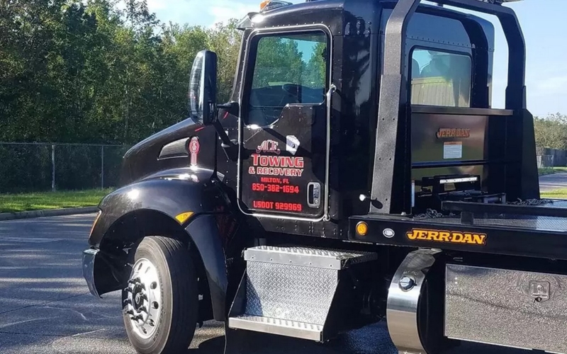 Photos | Ace Towing & Recovery